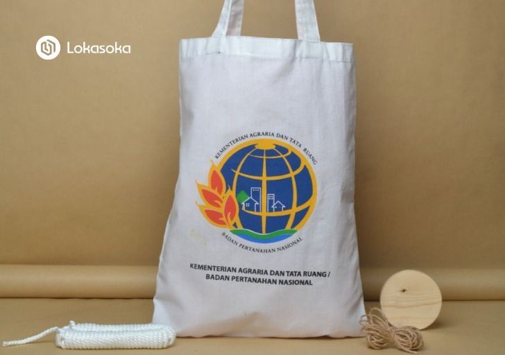 Kenalan dengan Souvenir Cetakan Sablon, Emboss, dan Grafir