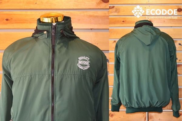 11 Rekomendasi Bahan Jaket yang Bagus dan Adem di Kulit